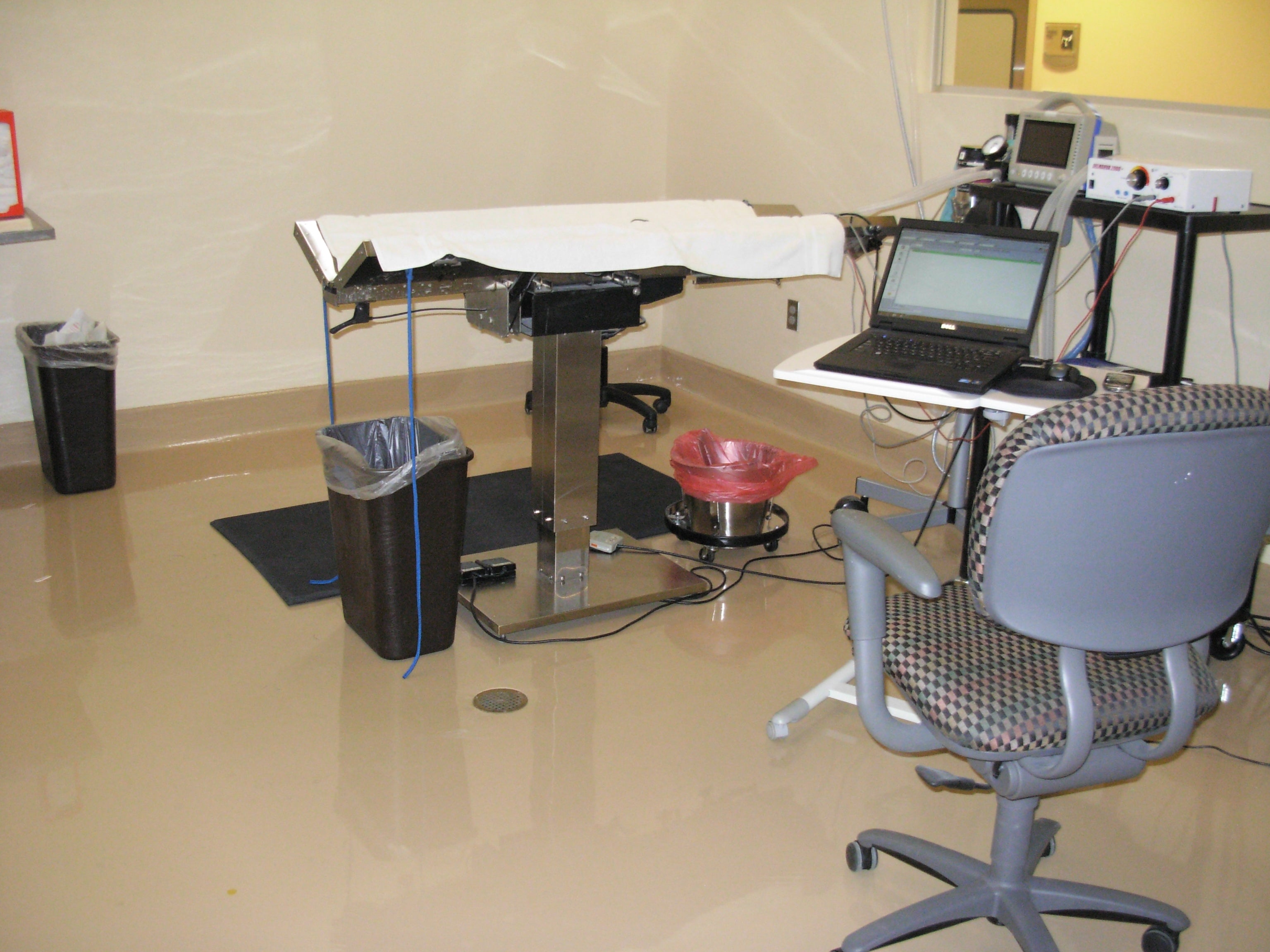 Sani-Wall FGR System – APF Polymer Flooring